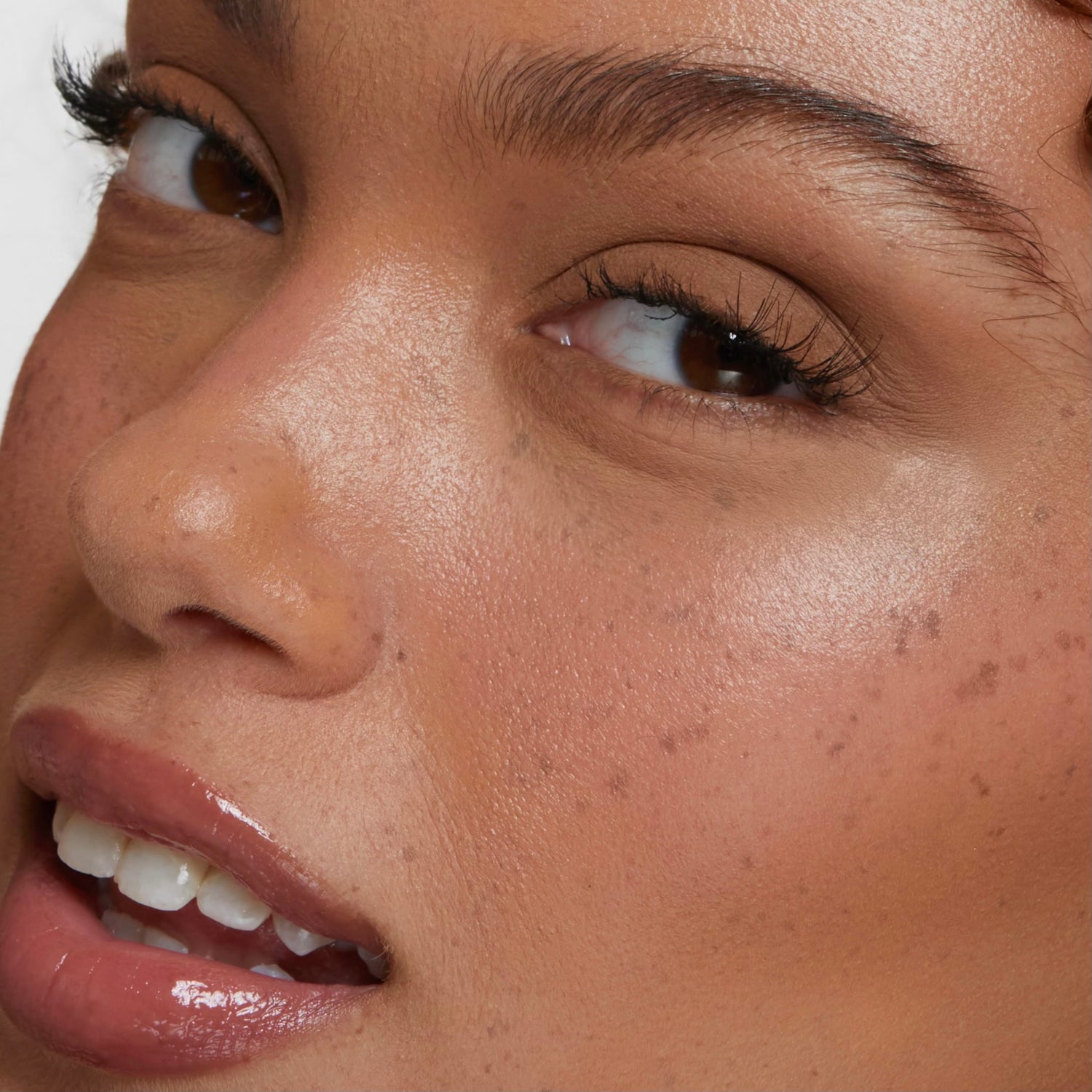 CLOUDSTICK™ HIGHLIGHTER | Trio Beauty