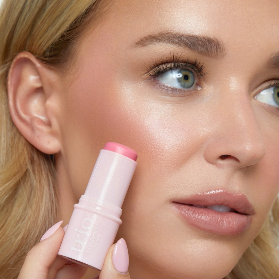 CLOUDSTICK™ BLUSH | Trio Beauty